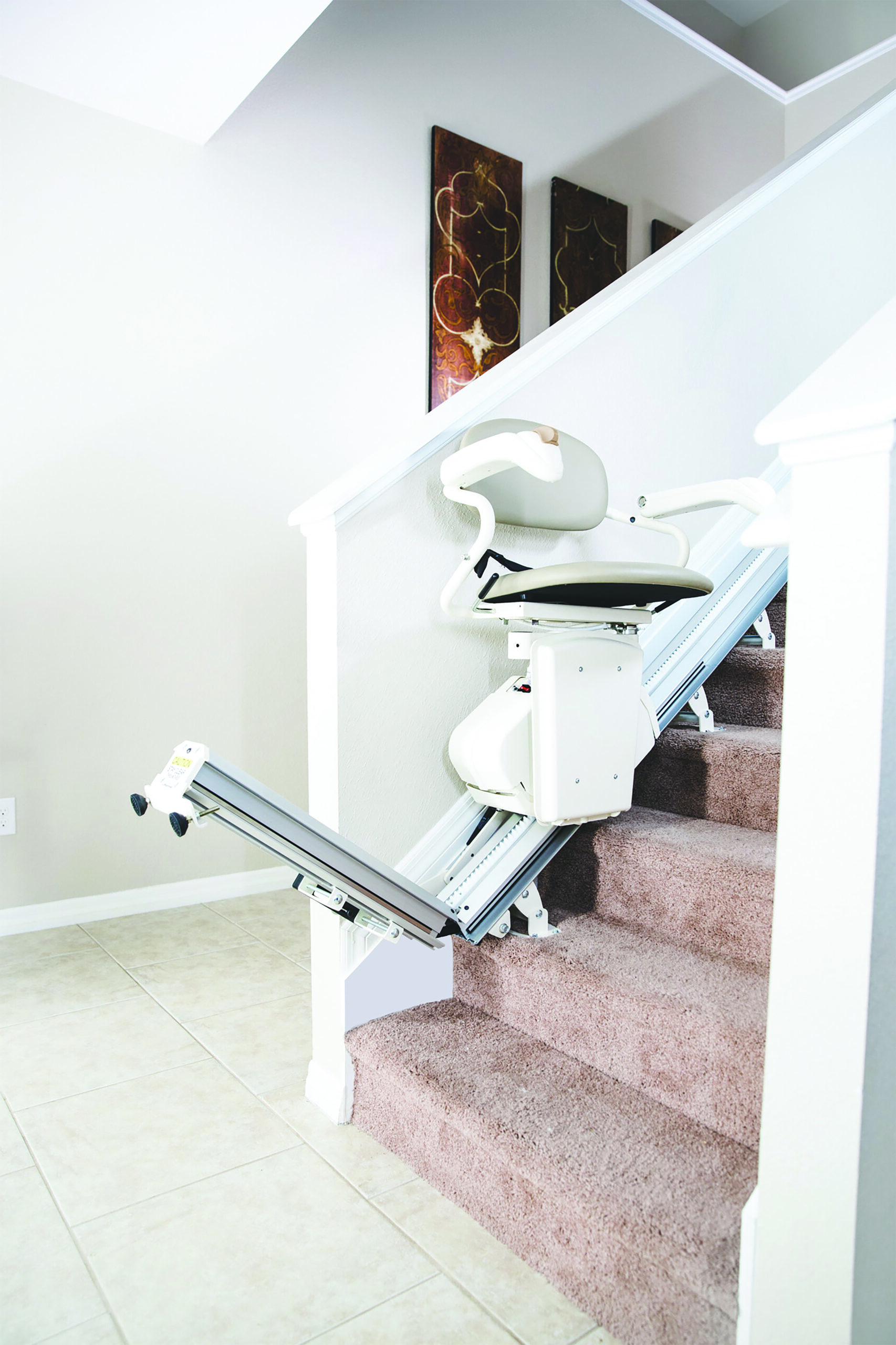 Key Considerations When Shopping for a Stairlift – Amramp